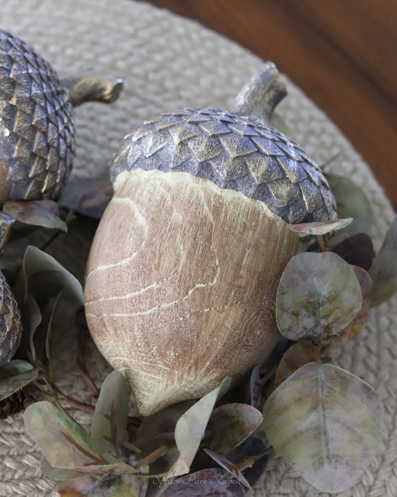 Wood Look Acorn – Spruce Park Ranch