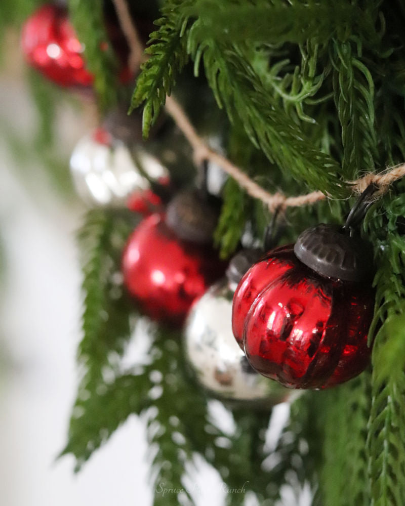 Glass Red and Silver Garland – Spruce Park Ranch