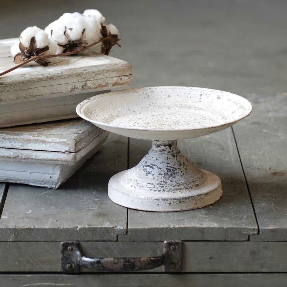 Pedestal Plates – Spruce Park Ranch